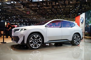 BMW, 노이어 클라쎄 X 콘셉트 선보이며 전동화 의지 다져 [파리 모터쇼] - OSEN