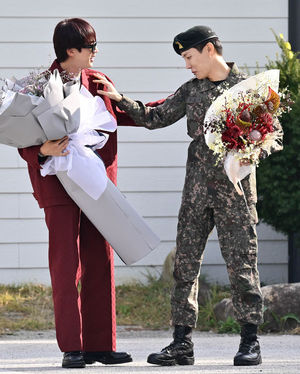 [사진]BTS 제이홉, '진 연예인 자태 감상' - OSEN