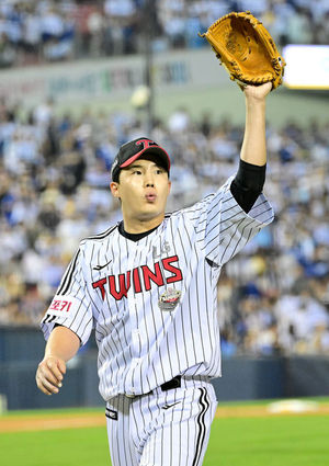 ‘준PO MVP’ 임찬규, PO 탈락 위기 LG 구하나…5⅓이닝 4K 무실점 승리요건 [PO3] - OSEN