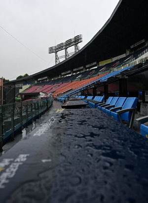 [사진] LG-삼성 PO 4차전, 개최 가능할까? - OSEN