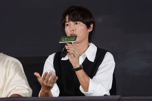 송중기 "오랜만에 질투났다..장동건 뜨거운 낯섦"..'보통의 가족' GV - OSEN