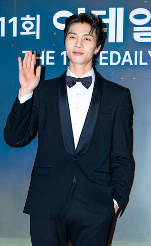 [사진]NCT 127 쟈니,'훈훈한 손인사' - OSEN