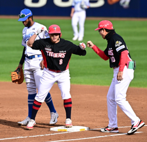 KIA가 왜 강한지 알려준 4차전 완승...빈자리 메운 그들이 동력이었다 [KS] - OSEN