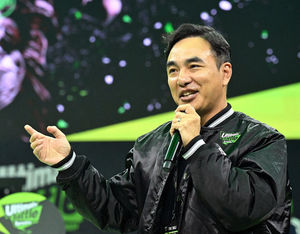 [사진]김유상 CJ 스포츠마케팅 상무,'레드불 올스타 우승 축하해요' - OSEN