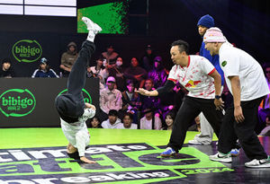 [사진]레드불 올스타 니카,'우승 확신 완벽 무대' - OSEN