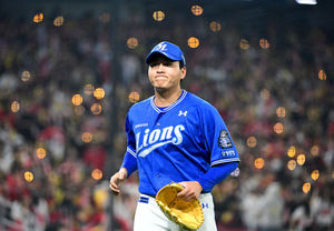 PS 첫 선발 중책 맡은 좌승현, KIA 타선 효과적 봉쇄 [KS5] - OSEN