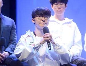 [Oh!쎈 롤챔스] LOL e스포츠, 결국 모든 길은 ‘페이커’로 통했다 - OSEN