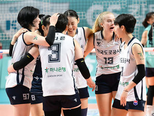 [사진]도로공사,'짜릿한 첫승' - OSEN