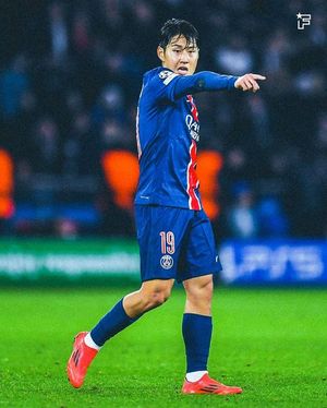 "이강인 PSG급 아니다" 억지 비판 멈추겠네...'LEE' 유럽 5대리그 이주의 팀 우뚝→프랑스 휩쓸었다 - OSEN