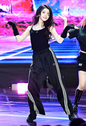 [사진]케플러 샤오팅, '신나게' - OSEN