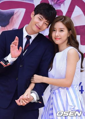 "언니 어떡해"..송재림 비보에 '열애설' 김소은 SNS에도 추모 봇물 [Oh!쎈 이슈] - OSEN