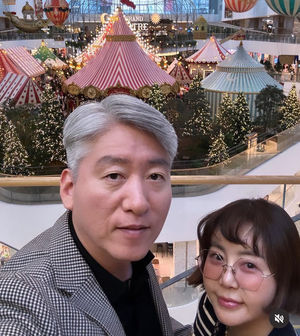 '활동 중단' 황혜영, 곁에는 ♥남편뿐···100억 CEO 아쉽지 않겠어 - OSEN