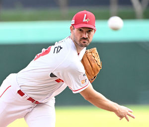 '120만 달러' SSG 재계약, KBO 역대 최고 탈삼진 기계 "내년에 더 큰 성공 거두면…ML 주목받는다" - OSEN