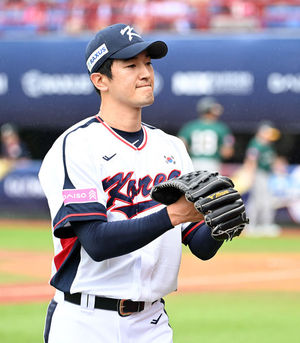 [사진]고영표,'깔끔하게 막았다' - OSEN