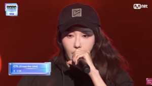 이 언니 왜 이렇게 힙해?..로제 만큼 'MAMA' 뒤집어놓은 이지아 - OSEN