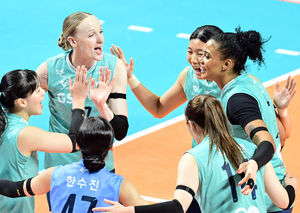 [사진]환호하는 GS칼텍스 - OSEN