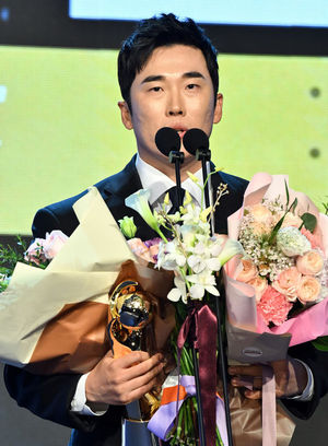 “16년간 감사했습니다” 두산 원클럽맨→4년 40억 KT행, 허경민은 베어스를 잊지 않았다 [KBO 시상식] - OSEN