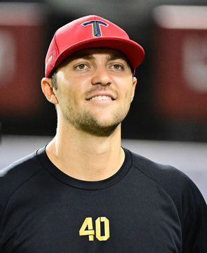 MVP급 대우에 응답했다, ML 러브콜 뿌리치고 KIA 잔류한 네일…70만 달러→180만 달러 ‘역대급 연봉 상승’ - OSEN