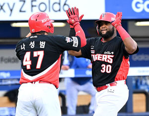 KIA 소크라테스, ML 복귀 가능성 제기…”샌디에이고, 애틀랜타, 콜로라도 적합” - OSEN