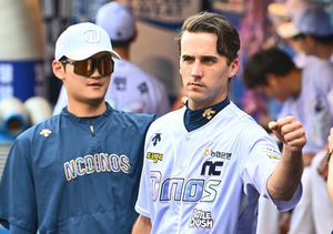 "제안은 일찌감치 했는데" 속 타는 NC, 대답 없는 '4관왕 도전' 하트…페디처럼 ML 떠날까 - OSEN