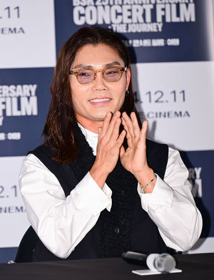 [사진]김범수,'스스로 칭찬해' - OSEN