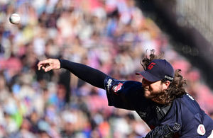 롯데 얼마나 대단한 외인 찾길래…'이닝 1위⋅WAR 2위' 사직 예수를 두고 고민하는 것일까 - OSEN