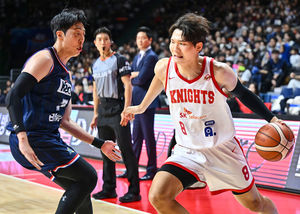 [사진] 안영준, 골밑을 향해 돌격 - OSEN