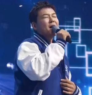 전현무, 2년 만에 방송서 노래 도전...'대학가요제' 피날레 축하무대 [공식] - OSEN