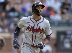 ML 통산 169홈런 강타자의 NPB 진출설...팬들도 잔뜩 기대 - OSEN