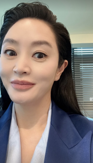 50대 맞아? 김혜수, 클로즈업해도 주름1도 없네..충무로 여신 [★SHOT!] - OSEN