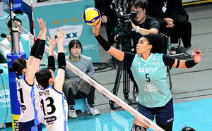 [사진]GS칼텍스 실바, '때로는 부드럽게' - OSEN