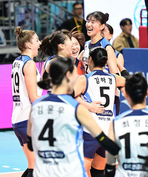 [사진]IBK기업은행, '승리에 펄쩍펄쩍' - OSEN