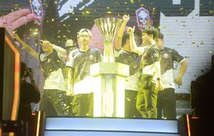 [PGC] 끝내 무너진 광동-T1, 뒷심 발휘한 베트남 TE 그랜드파이널 우승(종합) - OSEN