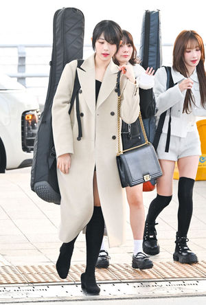 [사진]QWER 히나,'우아하게' - OSEN