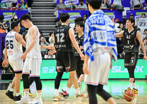 [사진]허훈 복귀 속 새해 승리 거둔 KT - OSEN