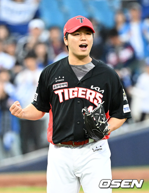황동하 김도현 급성장, 153km 루키 김태형에 이의리도 돌아온다...최대 8명 선발 왕국, KIA 이래서 또 우승후보인가 - OSEN