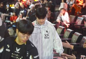 [사진] 히오스 레전드 ‘리치’ 이재원, LCK 복귀 첫 무대 ‘녹서스로의 초대’ - OSEN