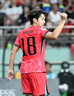 '우승 DNA' 이강인, EPL 트로피까지?... 리버풀 뒤쫓는 2위팀, LEE 영입에 '적극' 행보!! "최우선 타깃" - OSEN