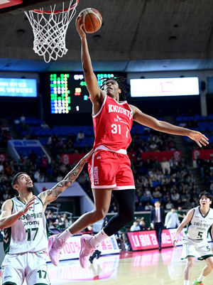 [사진]SK 힉스, '그저 바라보게 만드는 3점 플레이' - OSEN