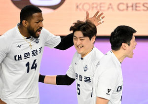 [사진]진지위, 나이스 득점 - OSEN