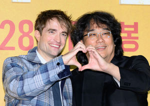 봉준호 작품 최초 '로맨스' 등장..'미키17', 로버트 패킨슨표 "땀냄새나는 SF"[Oh!쎈 현장](종합) - OSEN