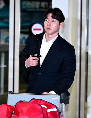 [사진]SSG 박성한, '미국 플로리다 스프링캠프로 출발' - OSEN