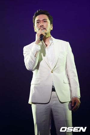 '캐나다 국적' JK김동욱, 출입국법 위반 피고발 검찰 선정에도 '尹 지지' 기싸움 [Oh!쎈 이슈] - OSEN