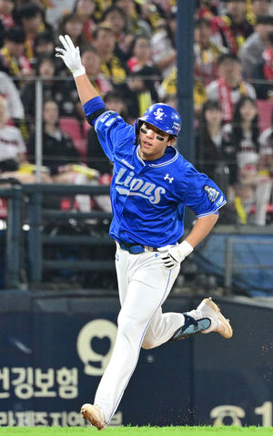 ‘28홈런 폭발→연봉 295% 인상’ 김영웅, 1억5000만원...팀내 최고 인상률 “고민 없이 한 번에 계약했다” - OSEN