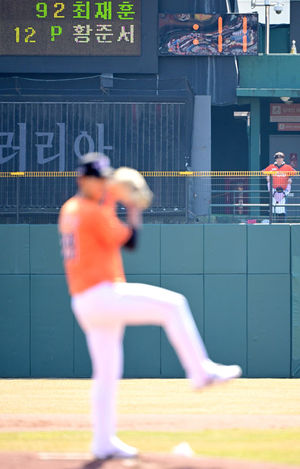 ‘ABS 조정+피치클락 시행’ 또 한 번의 대격변 예고된 프로야구, 선수 이해 돕기 위한 안내자료 배포 - OSEN