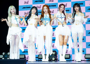 이달의 소녀 'BURN', 아르테미스가 잇는다…제이든 정 깜짝 공개 - OSEN