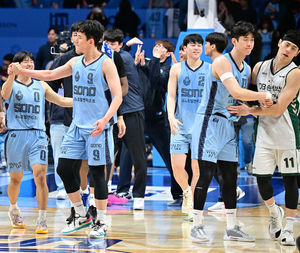 [사진]소노,'DB에 86-82로 승리' - OSEN