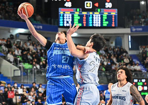 [사진] 벨란겔, 수비도 하면서 - OSEN