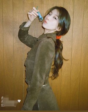 송혜교 SNS에 예쁜 수지..이런 언니 없다 - OSEN