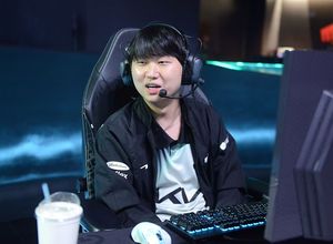 [LCK] ‘감찾은’ DK, 한화생명 난타 2-1 역전…’결승 눈 앞’ - OSEN